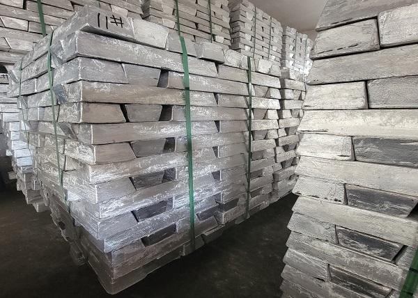 Metal Pure Magnesium 99.99% Ingot Silver White In Metallurgy